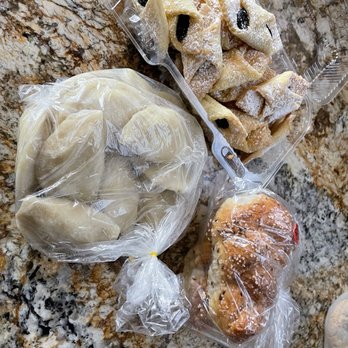 RUDY’S STRUDEL SHOP & BAKERY - 66 Photos & 63 Reviews - 5580 Ridge Rd ...