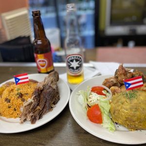 THE NOOK - 89 Photos & 124 Reviews - 3305 Bob Wallace Ave SW ...