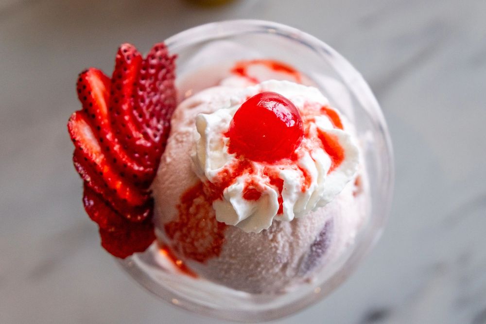 MOISH AND ITZY’S RESTAURANT & DELICATESSEN - Updated December 2025 ...