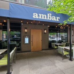AMBAR - Updated October 2025 - 341 Photos & 72 Reviews - 700 N Clark St ...
