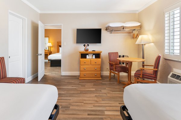 ANAHEIM ISLANDER INN AND SUITES - Updated January 2025 - 41 Photos ...