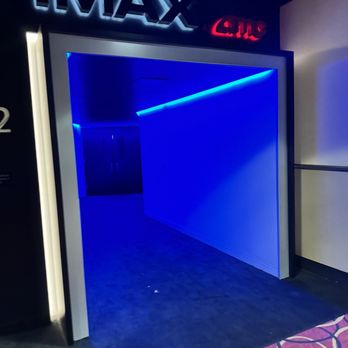 AMC VETERANS 24 - Updated December 2025 - 226 Photos & 201 Reviews ...