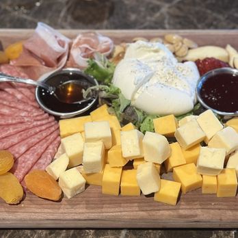 MADDIE’S WINE AND WHISKEY - Updated May 2025 - 118 Photos & 73 Reviews ...