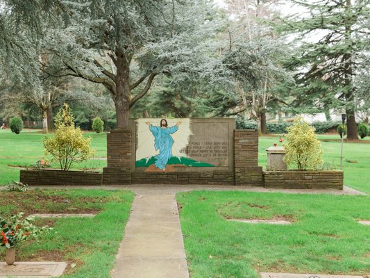 EVERGREEN MEMORIAL GARDENS - Updated September 2024 - 25 Photos & 13 ...