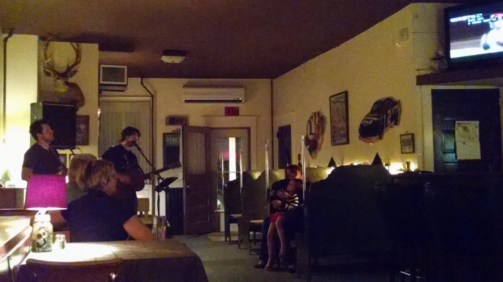 GOBER’S DECO LOUNGE - Updated January 2026 - 1248 Wyoming Ave, Exeter ...