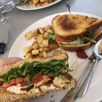 THE COTTAGE - Updated July 2025 - 248 Photos & 193 Reviews - 127 N El ...