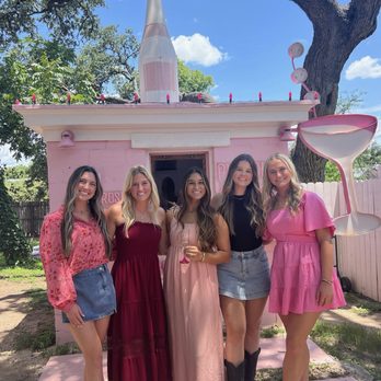 BROOKE’S BUBBLE BAR - Updated March 2025 - 155 Photos & 67 Reviews ...