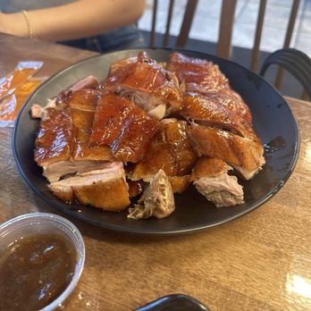 FAMOUS KITCHEN - Updated May 2025 - 341 Photos & 178 Reviews - 1802 ...