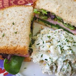 THE FARMHOUSE CAFE & TEA ROOM - Updated May 2025 - 261 Photos & 107 ...