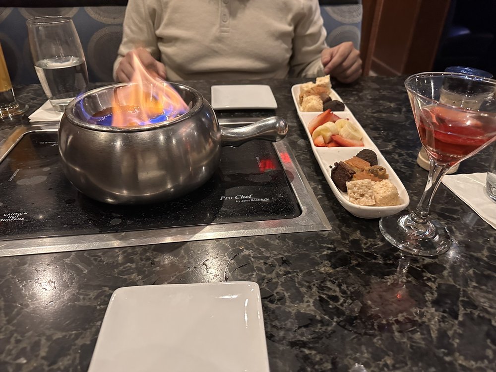 THE MELTING POT - Updated December 2025 - 102 Photos & 211 Reviews ...