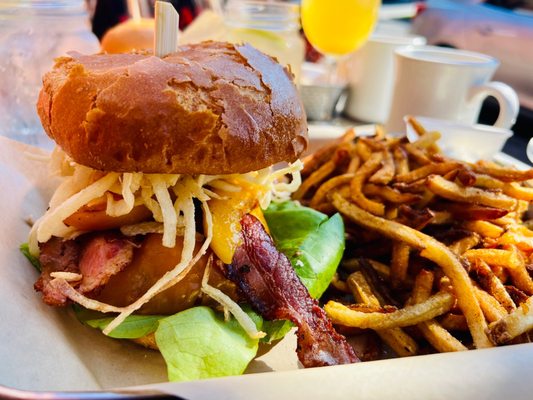 IZZY’S COMFORT KITCHEN - Updated December 2025 - 383 Photos & 498 ...