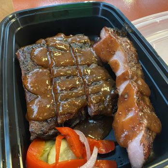 STATELINE ROAD SMOKEHOUSE - Updated August 2024 - 17 Photos & 16 ...