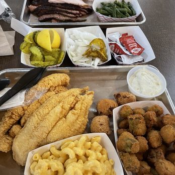 MIDWAY BAR-B-QUE - Updated July 2025 - 165 Photos & 258 Reviews - 6025 ...