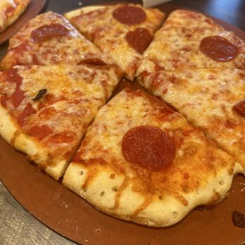 INVICTUS PIZZA KITCHEN - Updated December 2025 - 17 Photos & 10 Reviews ...