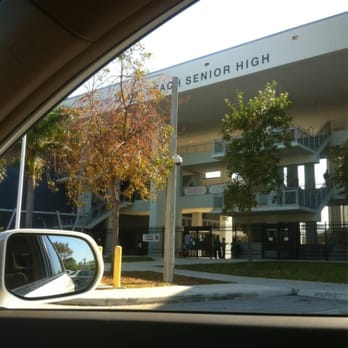 MIAMI BEACH SENIOR HIGH SCHOOL - Updated December 2025 - 10 Reviews ...