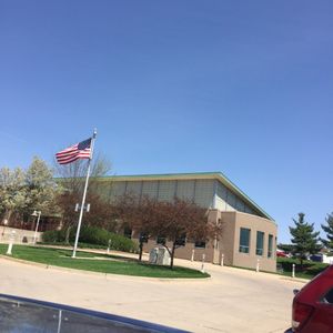 WEST DES MOINES PUBLIC LIBRARY - Updated October 2025 - 15 Photos ...