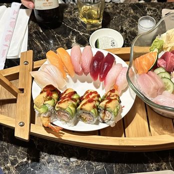 SAKURA SUSHI & GRILL - Updated July 2024 - 556 Photos & 227 Reviews ...