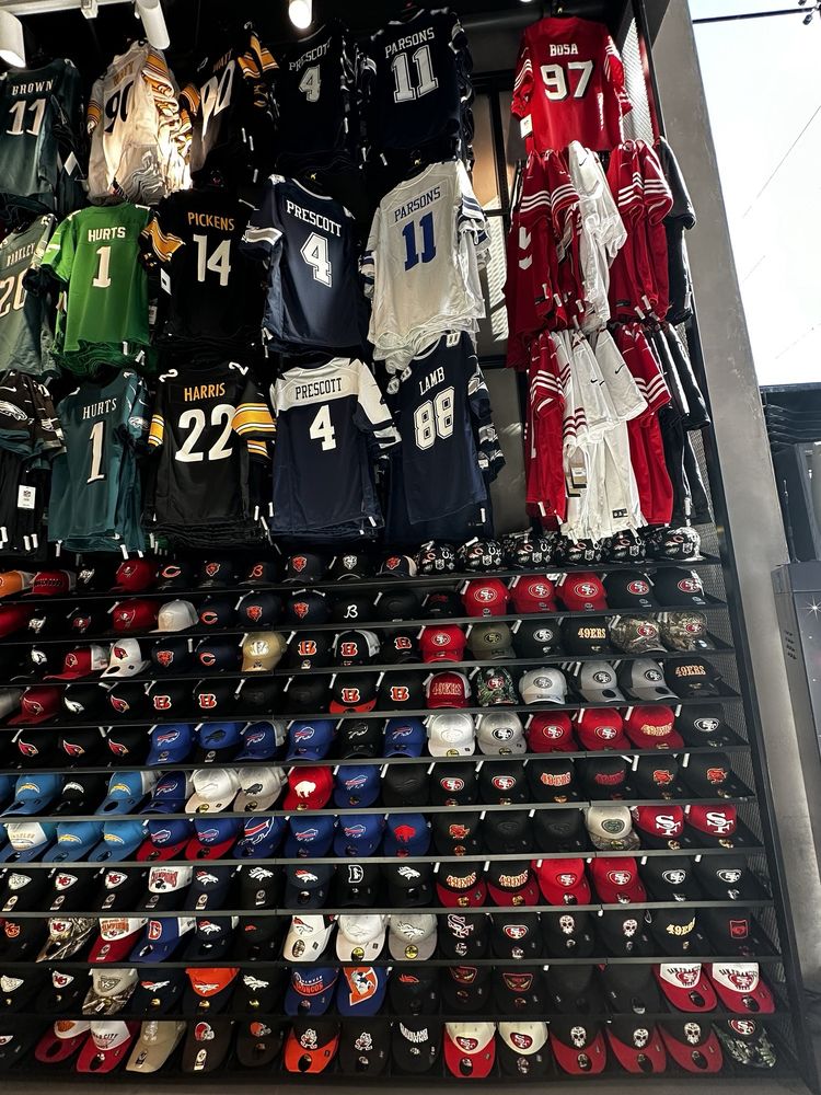 LIDS - Updated October 2025 - 23 Photos & 12 Reviews - 3791 S Las Vegas ...