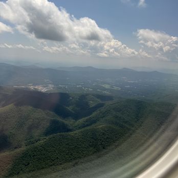 ROANOKE-BLACKSBURG AIRPORT - ROA - Updated August 2025 - 147 Photos ...