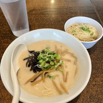 MONTA JAPANESE NOODLE HOUSE - Updated May 2024 - 4279 Photos & 3425 ...
