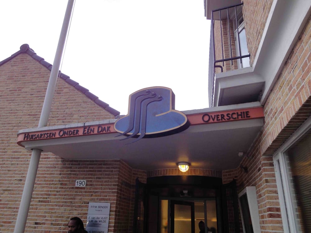 HOED OVERSCHIE - Updated April 2024 - Burgemeester Baumannlaan 190 ...