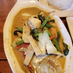 PRU THAI - Updated December 2025 - 166 Photos & 198 Reviews - 6 E Main ...