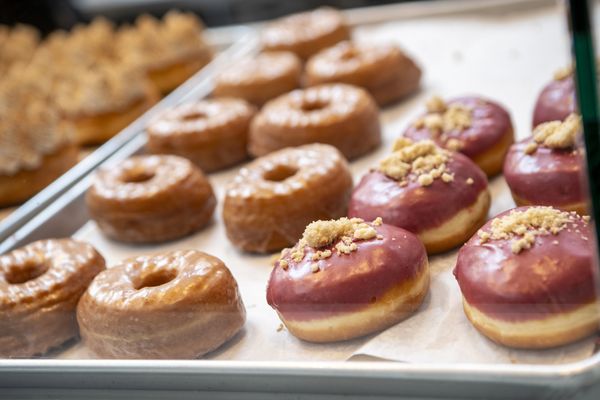 DOCE DONUT - Updated August 2025 - 85 Photos & 19 Reviews - 1015 108th ...