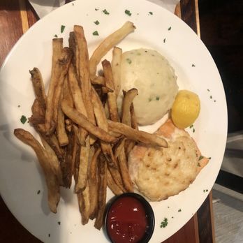 RIVER ROOM - Updated August 2025 - 189 Photos & 207 Reviews - 801 Front ...