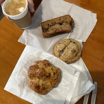 LITTLE BLUE BAKEHOUSE - Updated May 2024 - 87 Photos & 34 Reviews ...