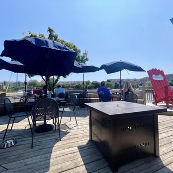 CHARTROOM RESTAURANT - Updated December 2025 - 47 Photos & 47 Reviews ...