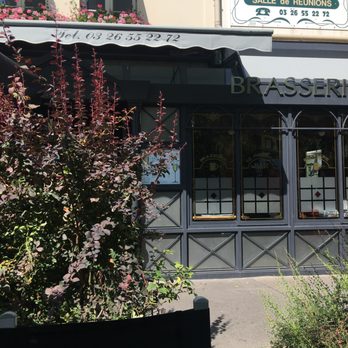 CAFÉ LE PROGRÈS - Updated October 2025 - 26 Photos & 25 Reviews - 5 ...