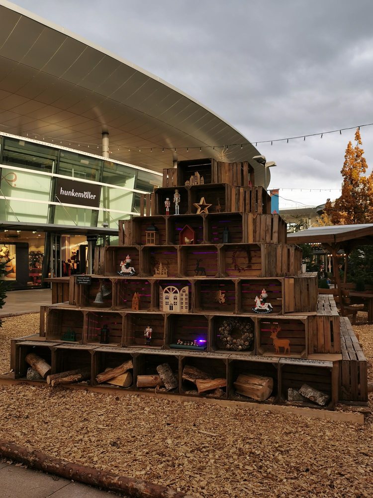 DESIGNER OUTLETS - Updated March 2025 - 174 Photos & 62 Reviews - An ...