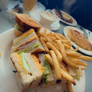 PEG’S GLORIFIED HAM N EGGS - Updated May 2024 - 2451 Photos & 3071 ...