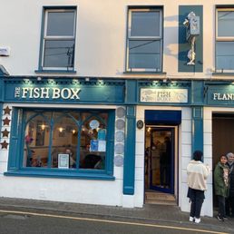 THE FISH BOX - Updated July 2025 - 110 Photos & 123 Reviews - Upper ...