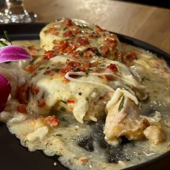 MEATING STREET - Updated January 2026 - 419 Photos & 379 Reviews ...