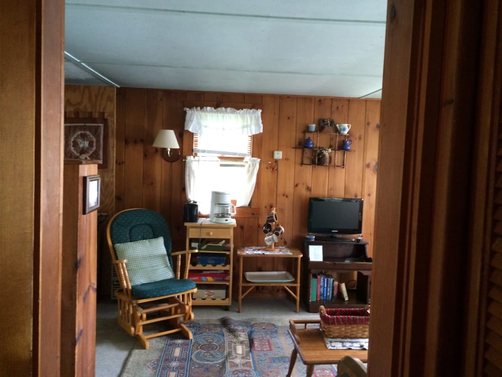 POINT BREEZE MOTEL - Updated January 2026 - 28 Photos - Indian Lake ...