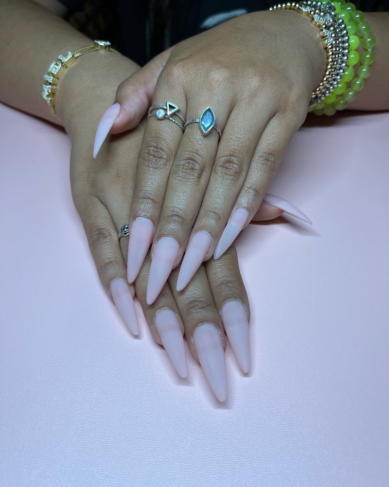 NIXIE PIXIE NAILS - 10 Photos - 201 E Magnolia Blvd, Burbank, CA - Yelp