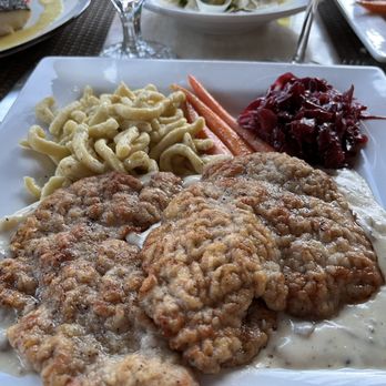 PEPI’S BAR & RESTAURANT - Updated December 2024 - 334 Photos & 412 ...