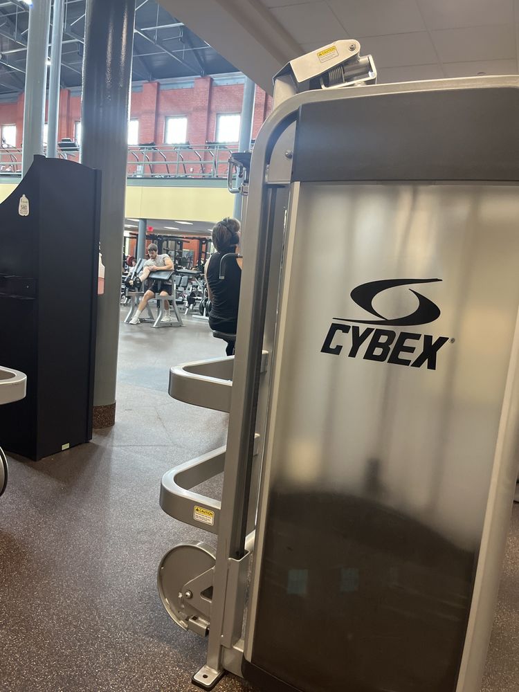 CARY STREET GYM - Updated December 2025 - 20 Photos & 23 Reviews - 101 ...