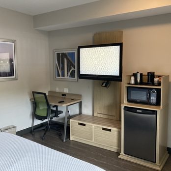 GREENTREE PASADENA - Updated July 2024 - 148 Photos & 149 Reviews - 400 ...