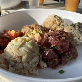 UMEKES FISH MARKET BAR & GRILL - Updated April 2025 - 4346 Photos ...