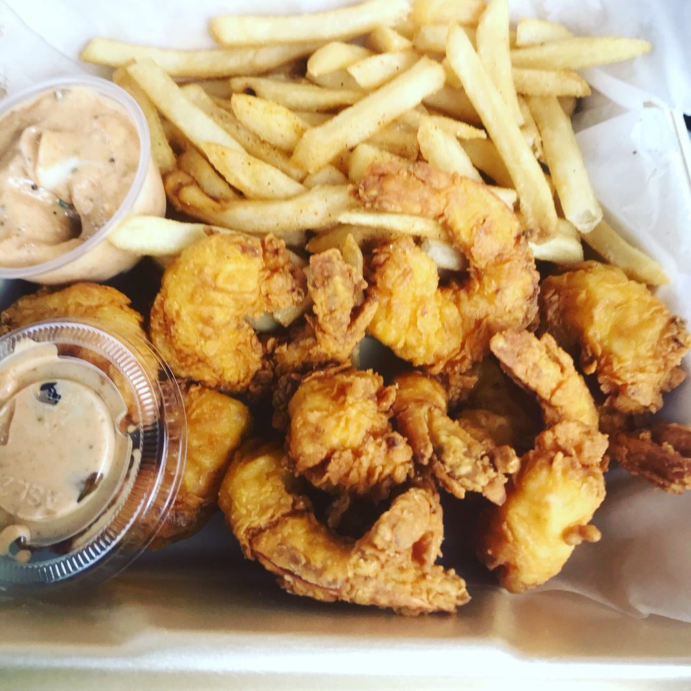 SAM’S SOUTHERN EATERY - 17 Photos - Southern - 4020 Industrial Dr ...