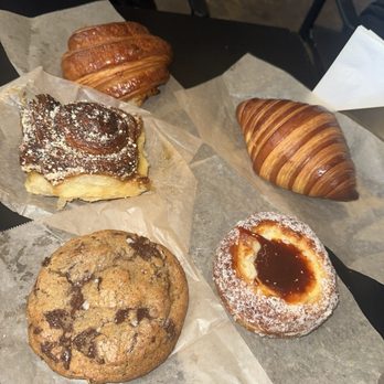 REUNION BREAD - Updated September 2024 - 250 Photos & 188 Reviews ...