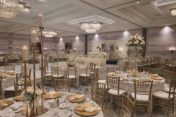 DOUBLETREE BY HILTON HOTEL MODESTO - Updated May 2026 - 490 Photos ...