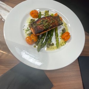 LET IT FLY SPORTS BAR - 48 Photos & 26 Reviews - 1080 Capitol Ave ...