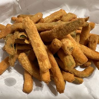 THE LUCKY GREEK - Updated August 2025 - 230 Photos & 378 Reviews - 2490 ...