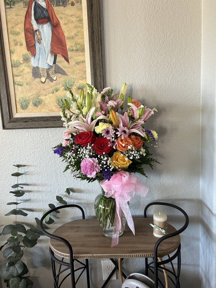 VAIL FLOWERS - Updated September 2025 - 58 Photos & 42 Reviews - 2581 E ...
