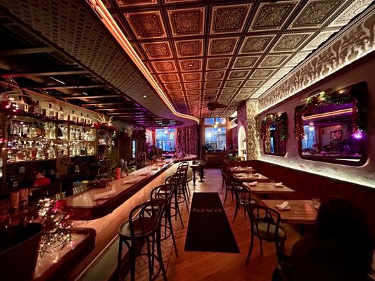 PAPI - Updated November 2025 - 272 Photos & 101 Reviews - 18 Exchange ...