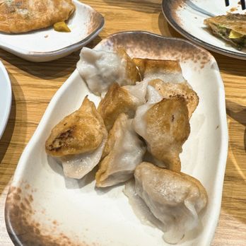 DIM SUM MANIA - Updated May 2024 - 141 Photos & 26 Reviews - 300 ...