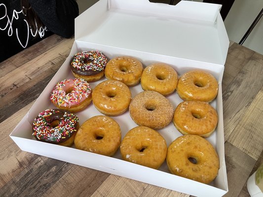 DONUT DAILY - Updated January 2026 - 36 Photos & 53 Reviews - 106 ...